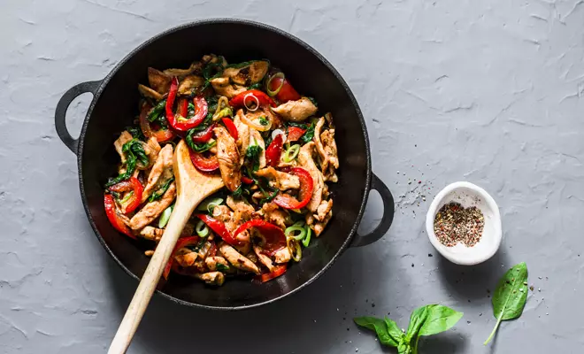 Recepto de bifsteko kun wok-legomoj