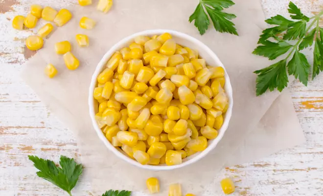 Hur gör man konserverad majs?