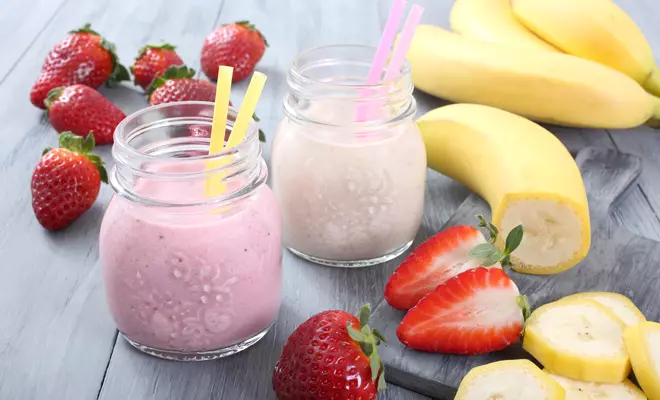 Strawberry Banana Yogurt Smoothie Recipe