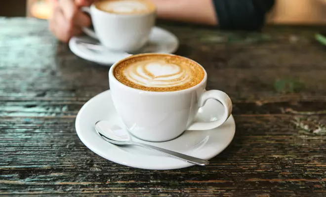 Tip kanggo nyimpen kopi sing diseduh kanthi bener