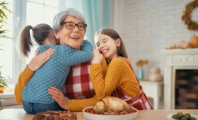 دادی کے لیے سالگرہ کے بہترین اور خوبصورت پیغامات