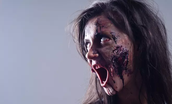 Jak zrobić makijaż zombie na Halloween