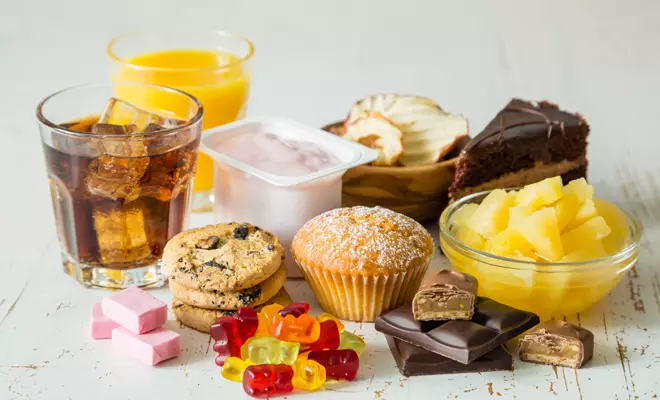 The products you should avoid consuming to restrict sugar