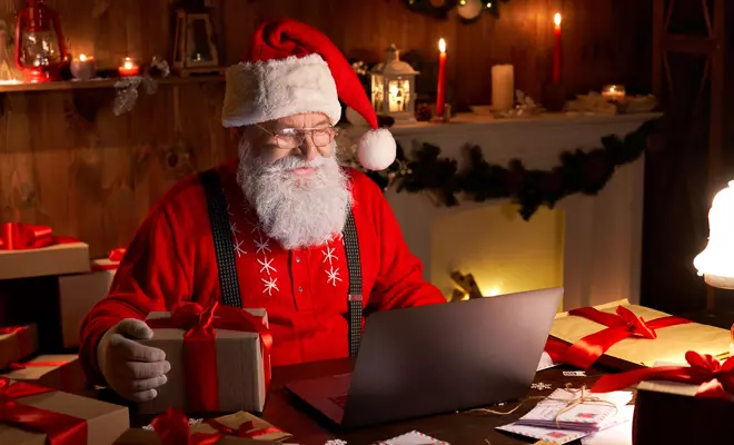 Santa Klausa söýgi hatyny ýazmagyň ýollary