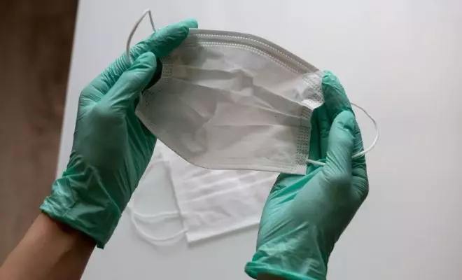 Методи за дезинфекција на маски: дали може да се направи во микробранова печка?