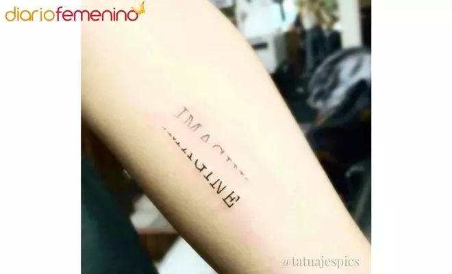 Cuvinte de tatuat pe piele