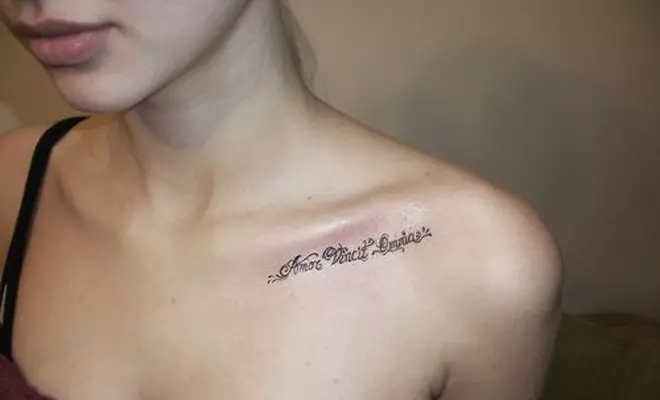 Ideas to get a tattoo on the clavicle