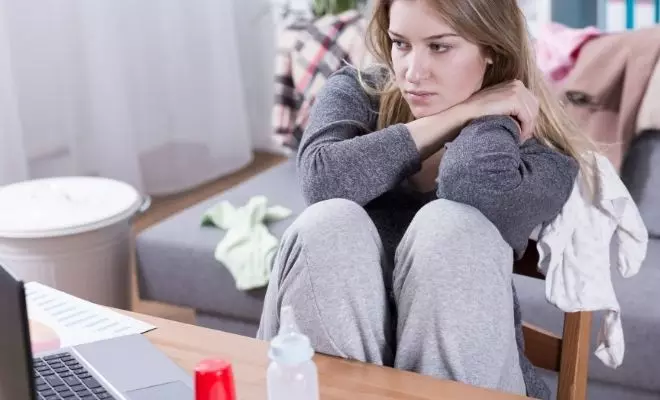 Следродилна тревожност: симптоми, причини и лечение