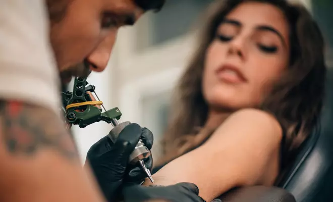 Хатын-кызларда татуировка алу өчен иң начар урыннар