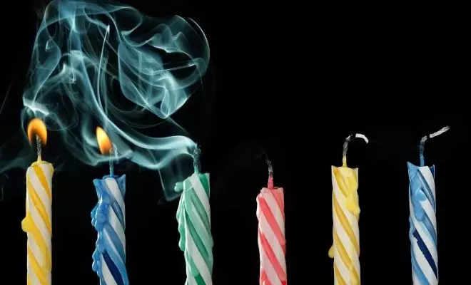 Ритуали на день народження з водою і свічками