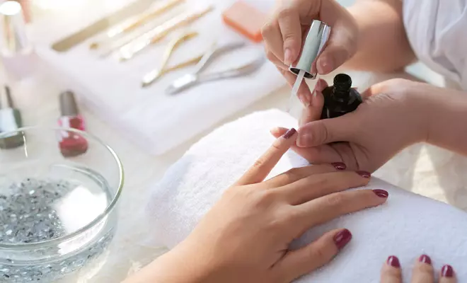Tips foar it krijen fan in manicure
