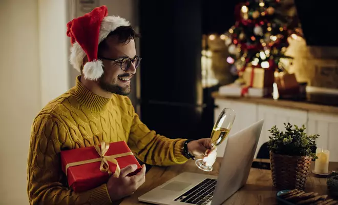Kegiatan apa yang dapat Anda lakukan di pesta Natal perusahaan virtual?