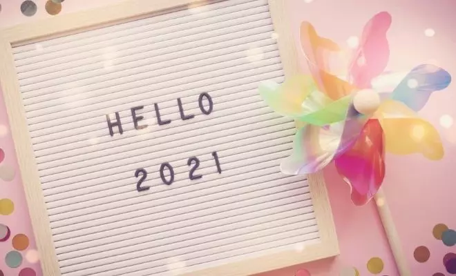 Motiverende og optimistisk tekst om farvel til 2020 og velkommen til 2021