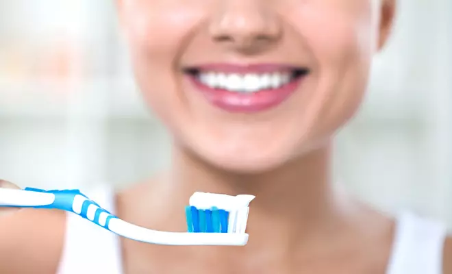Finn ut hvor ofte du bør bytte tannbørste