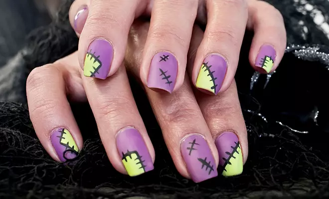 How to do mummy nails for Halloween