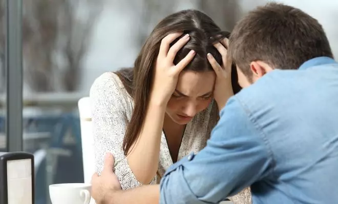 Cilat janë pasojat e ankthit në një marrëdhënie?