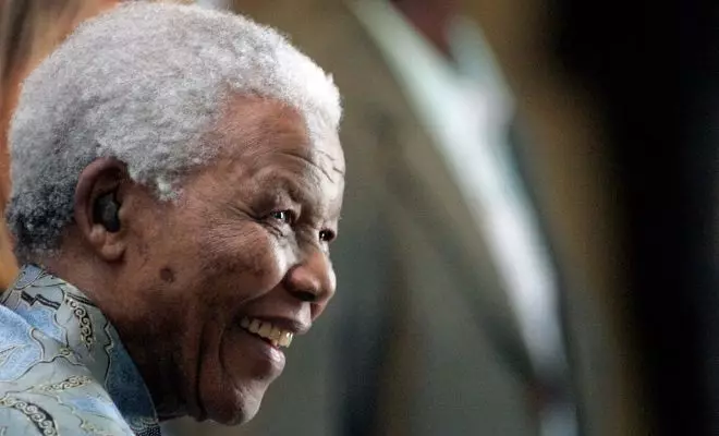 Frásaí Nelson Mandela i gcoinne an chiníochais