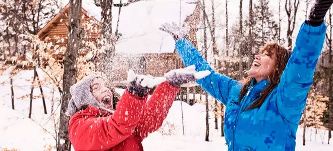 Koraki, ki jih morate upoštevati, da vaše telo ne bo utrpelo posledic potovanja po snegu