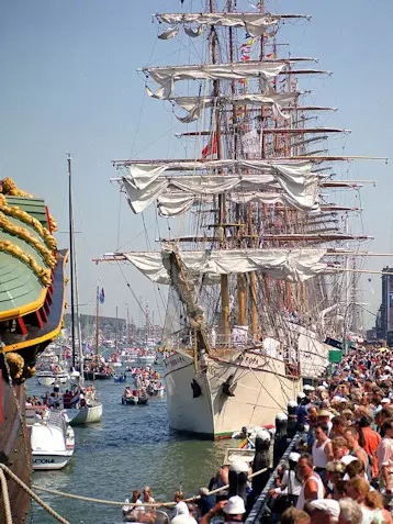 'Sail 2010', sự kiện trọng đại của mùa hè ở Amsterdam