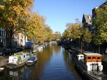 Amsterdam kanallary Bütindünýä mirasynyň mekanyna öwrülýär