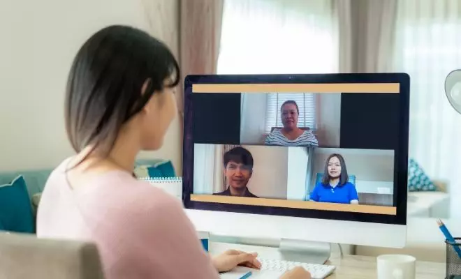 Group video call with many people: which app or program is better?