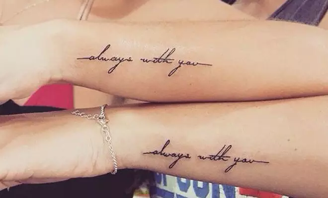 Tatuaj „Întotdeauna cu tine” pentru tine și cel mai bun prieten al tău