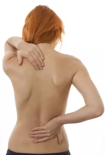 Bolesť chrbta spôsobená okluzo-posturálnym syndrómom
