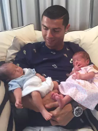 Cristiano Ronaldo, nagyszerű apa