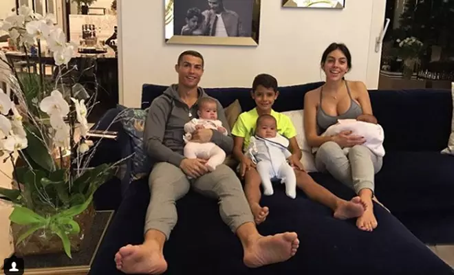 Cristiano Ronaldo, harika bir baba