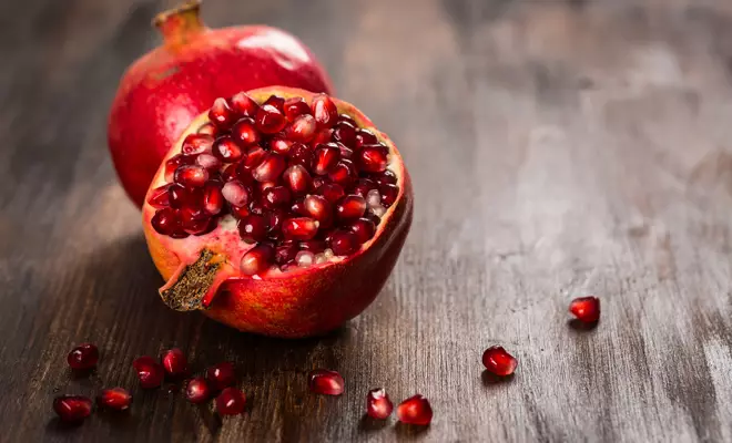 The meaning of dreaming of pomegranates: fruit in dreams