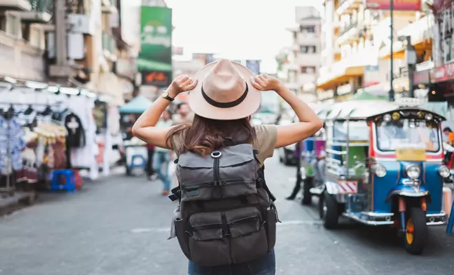 थाईलैंड में वर्ष के समय के अनुसार मौसम और यदि आप वहां यात्रा करते हैं तो आपको अपने सूटकेस में क्या रखना चाहिए