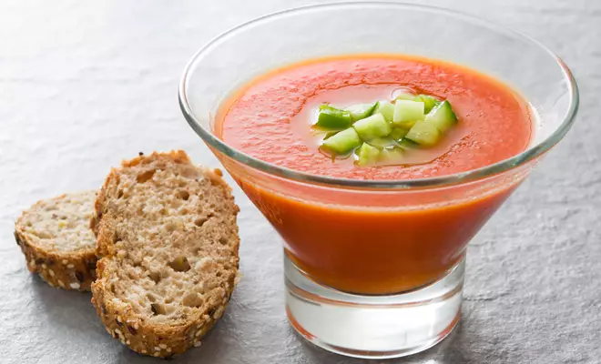 5 resep sup kanggo gabungke karo diet detoks